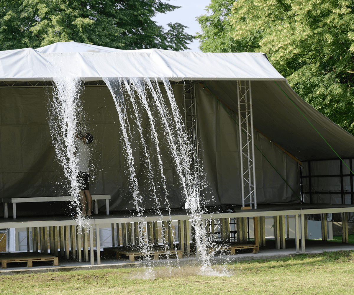 How to Choose The Best Roof Tarps, Tarpaulin Covers